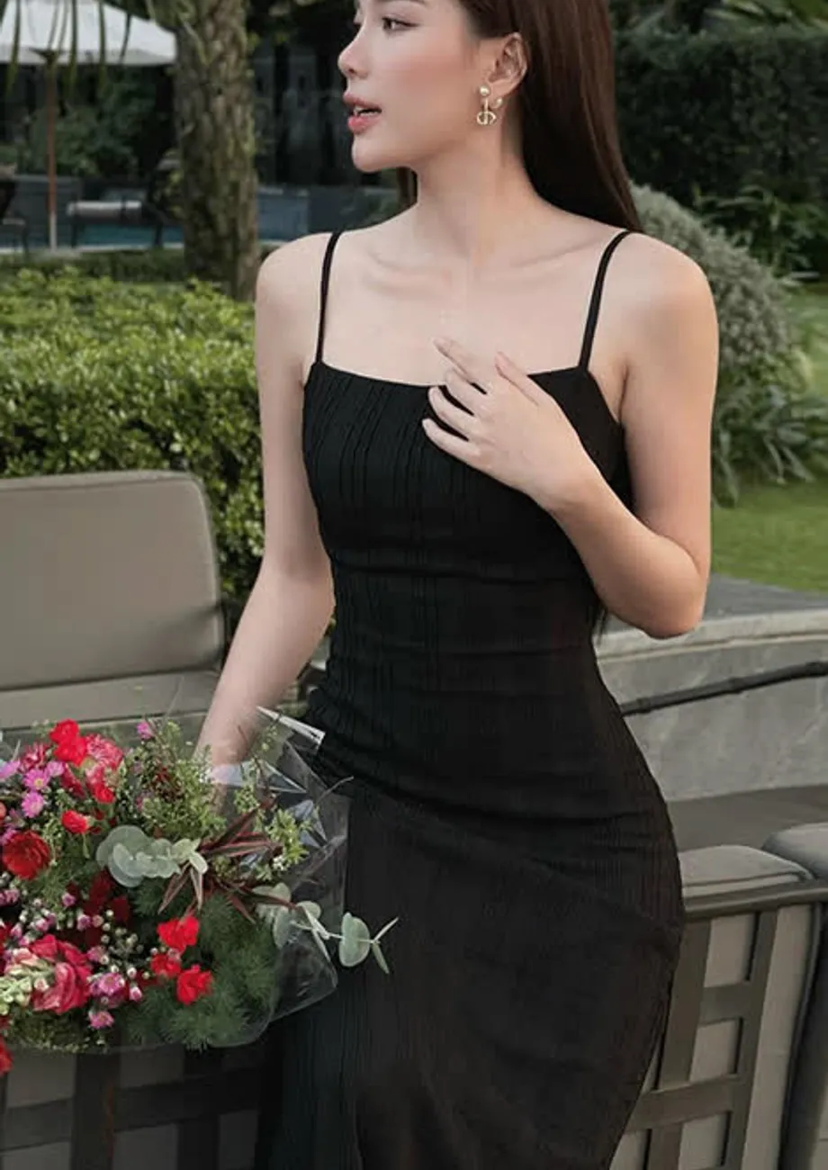 Buy CLASSIC BLACK SLEEVELESS MAXI DRESS for Women Online in India